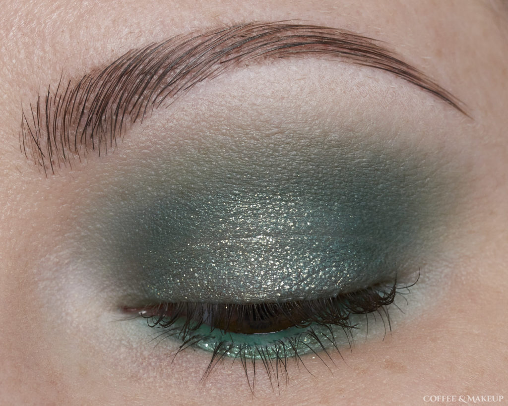 Forest Green Eyeshadow Look - Coffee & Makeup