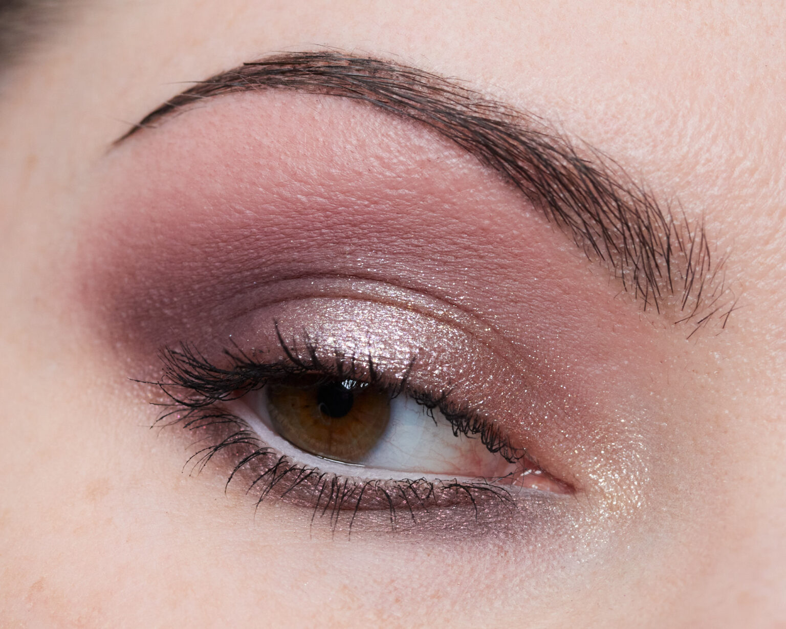 Huda Beauty Pretty Grunge Palette Review - Coffee & Makeup